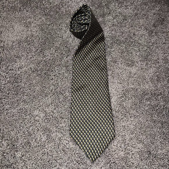 Lord & Taylor | Accessories | Lord Taylor Yellow Black Diamond Argyle ...